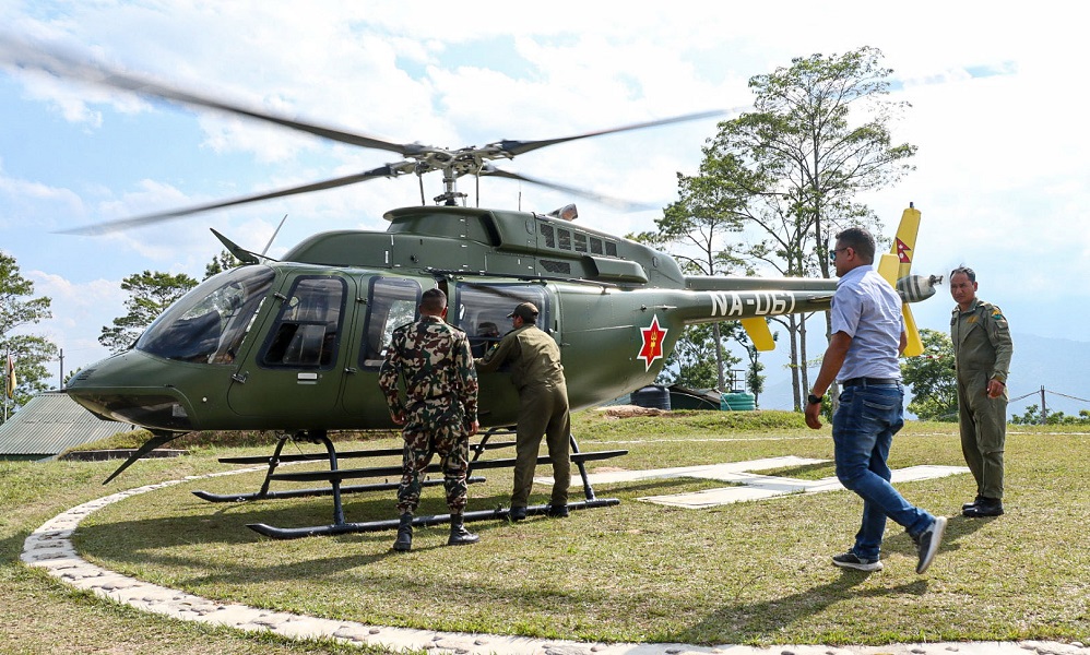 संखुवासभा हेलिकोप्टर दुर्घटनामा परेका घाइतेको उद्धार - Khabarkura.com ...
